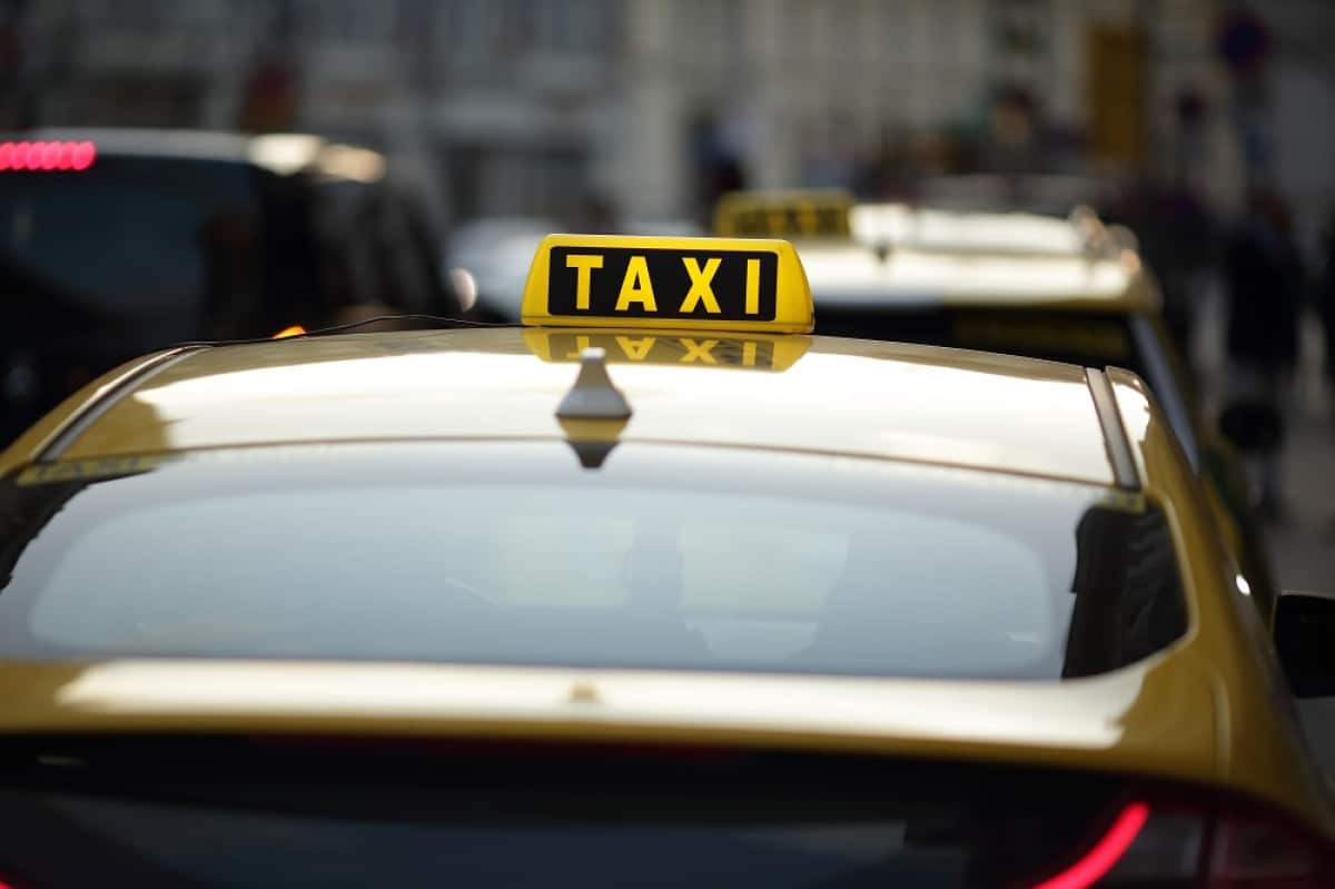 Dans quelles situations réserver un taxi près d'Évreux ? - Car System